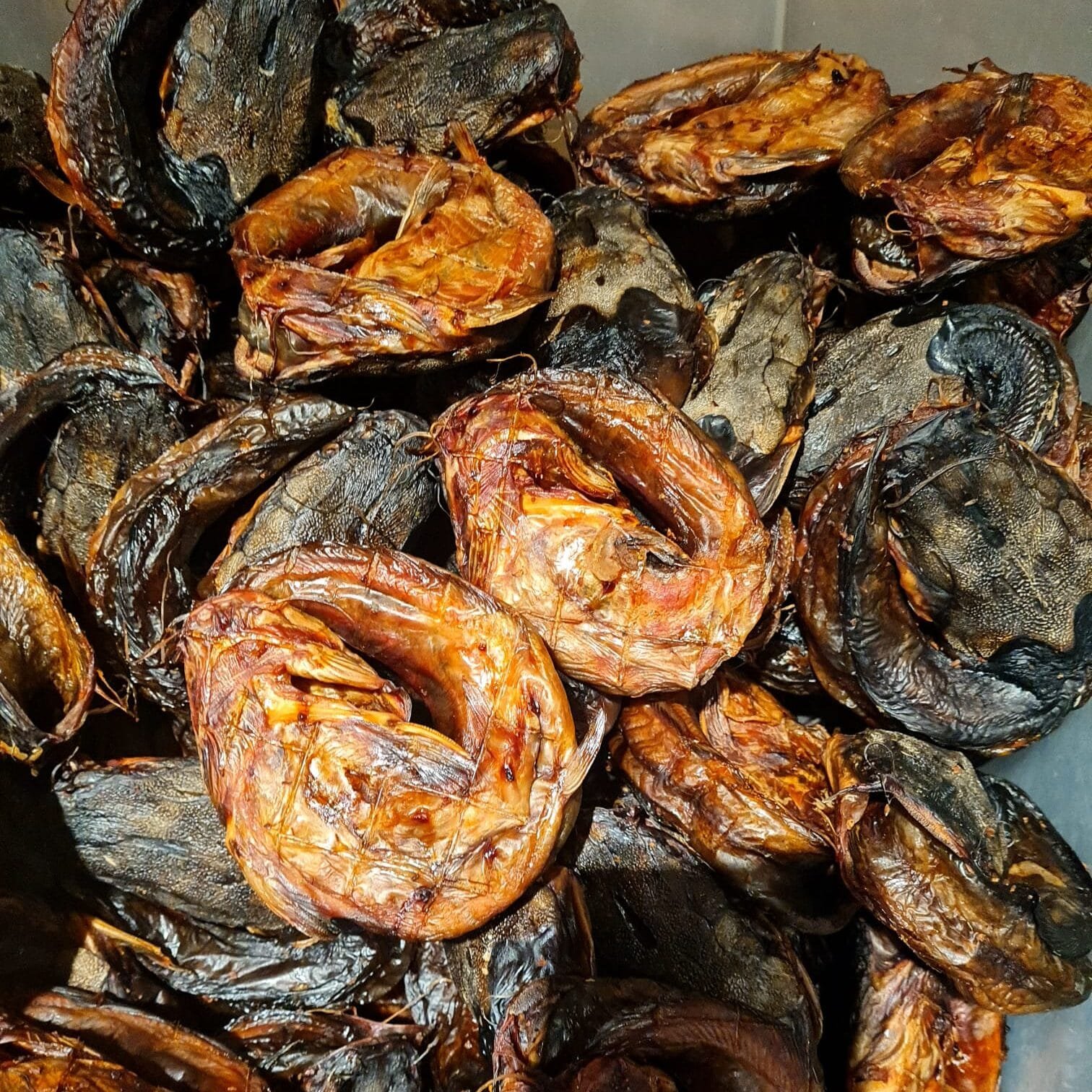 Smoked Catfish Whole (1kg) - Jay Jay Nuga Farms